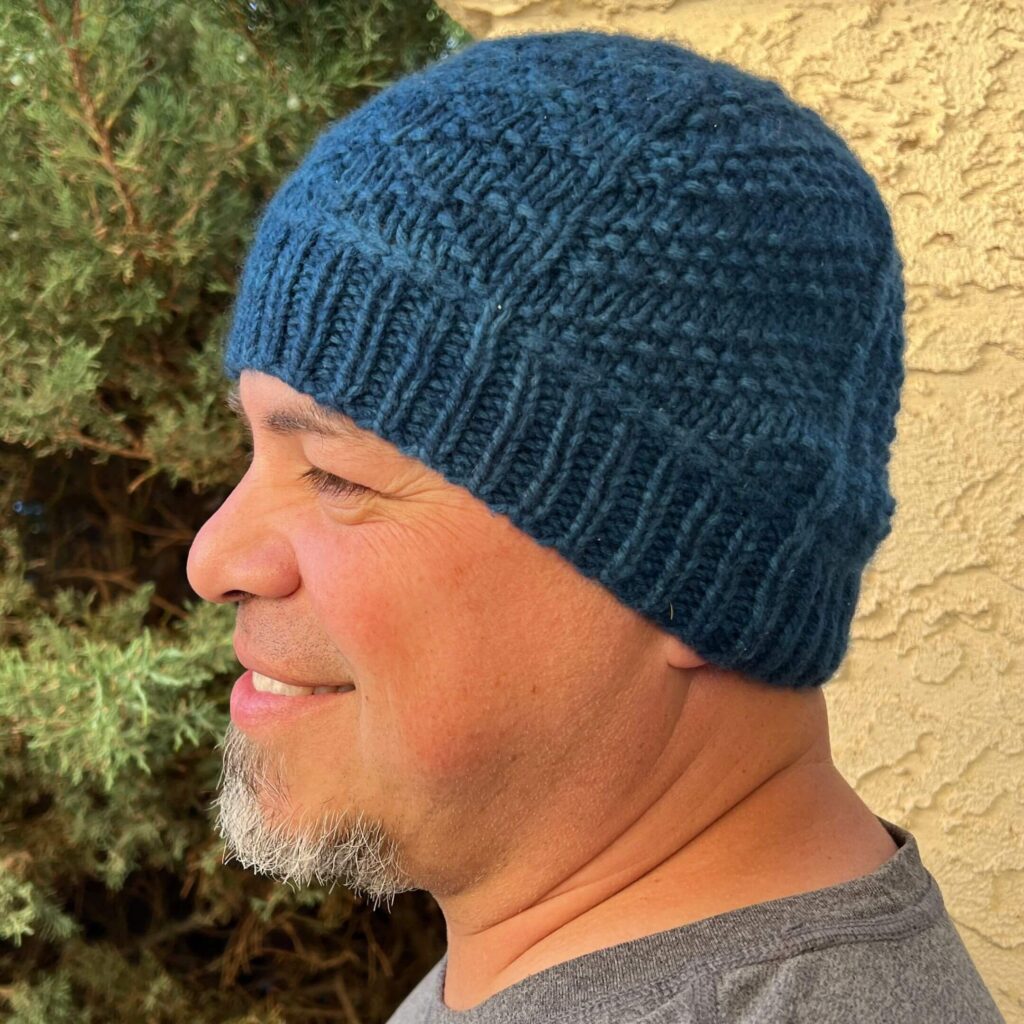 Line Art Beanie Pattern Lite | OzzyLosi Knit Designs